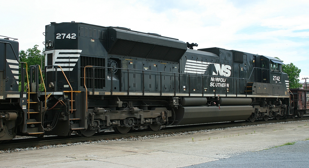 NS 2742